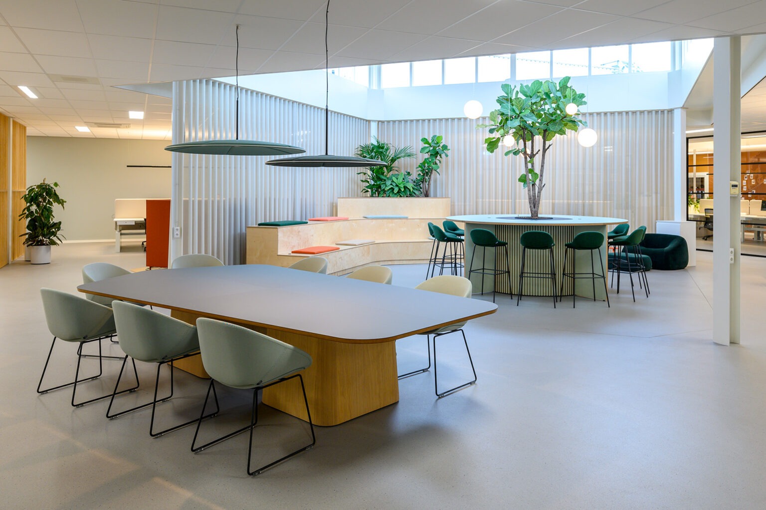 Manufacturer of Contract Furniture for Commercial Interiors - Lande
