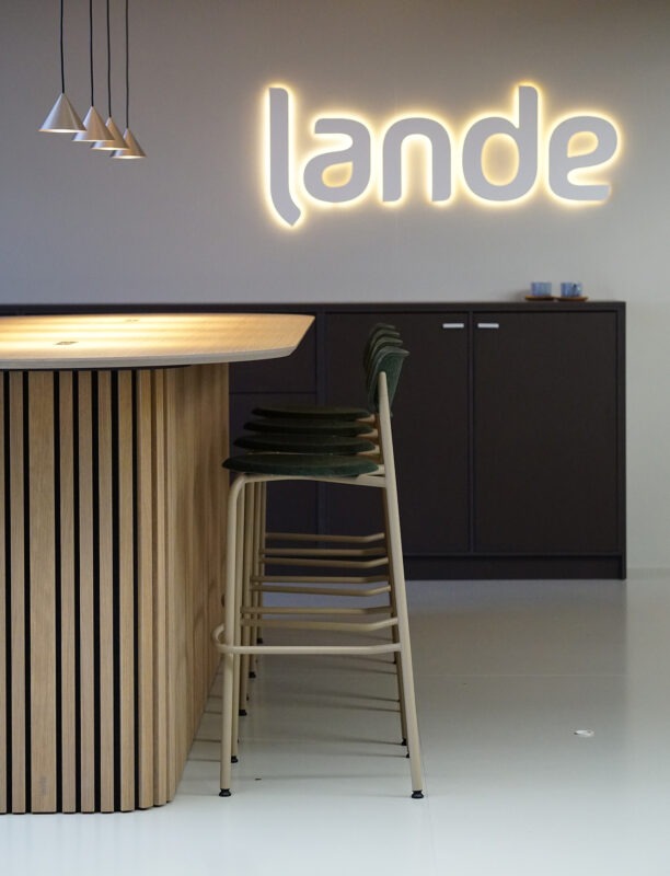 About Lande - Lande